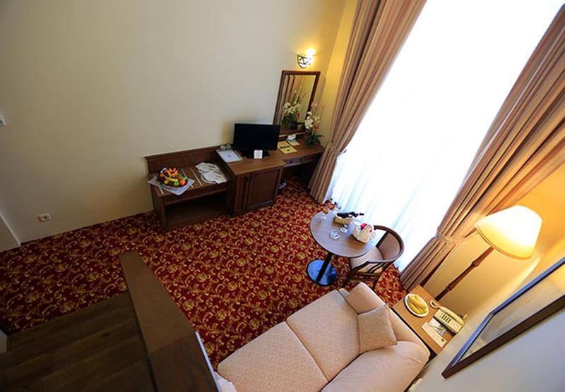 Doublex Room Land View